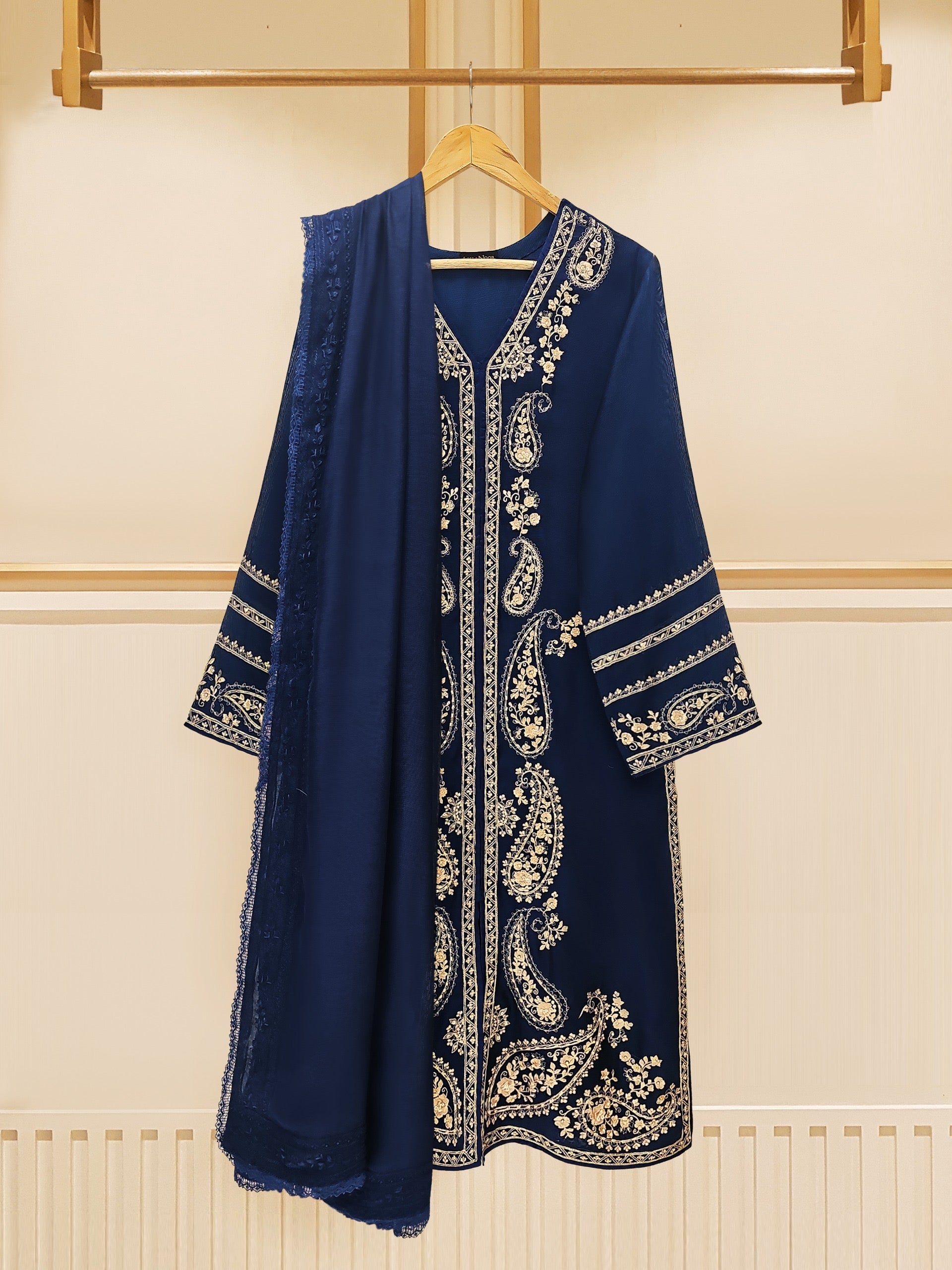 3 Piece - Pure Cotton Net Embroidered Suit S109522 – Aghanoorinternational